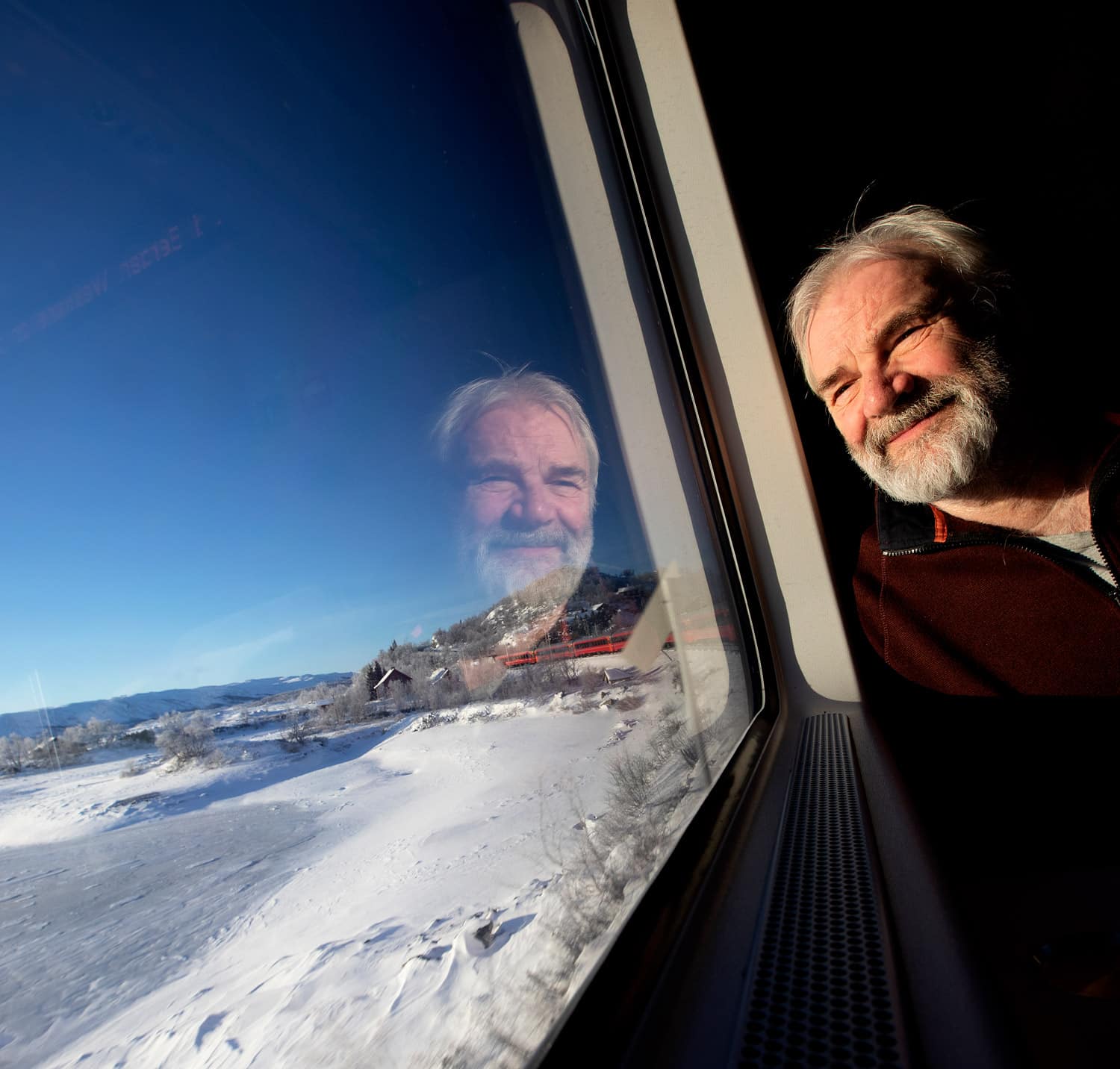 Derfor er forfatteren trollbundet av toget - Jernbanedirektoratet