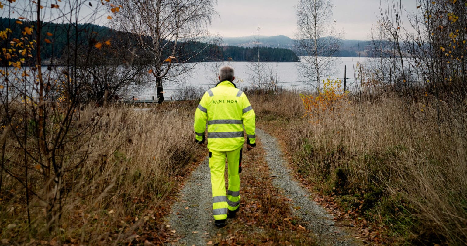 Klar bane mot Hamar - Jernbanedirektoratet